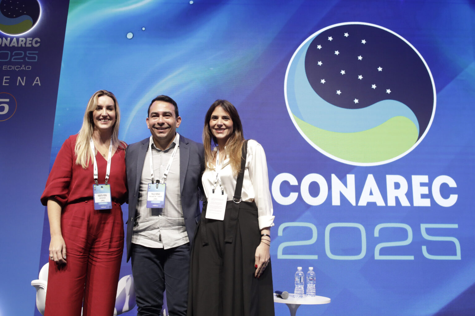O Futuro do CX: Dados, IA e o Fator Humano no Conarec 2025 - Peers ...
